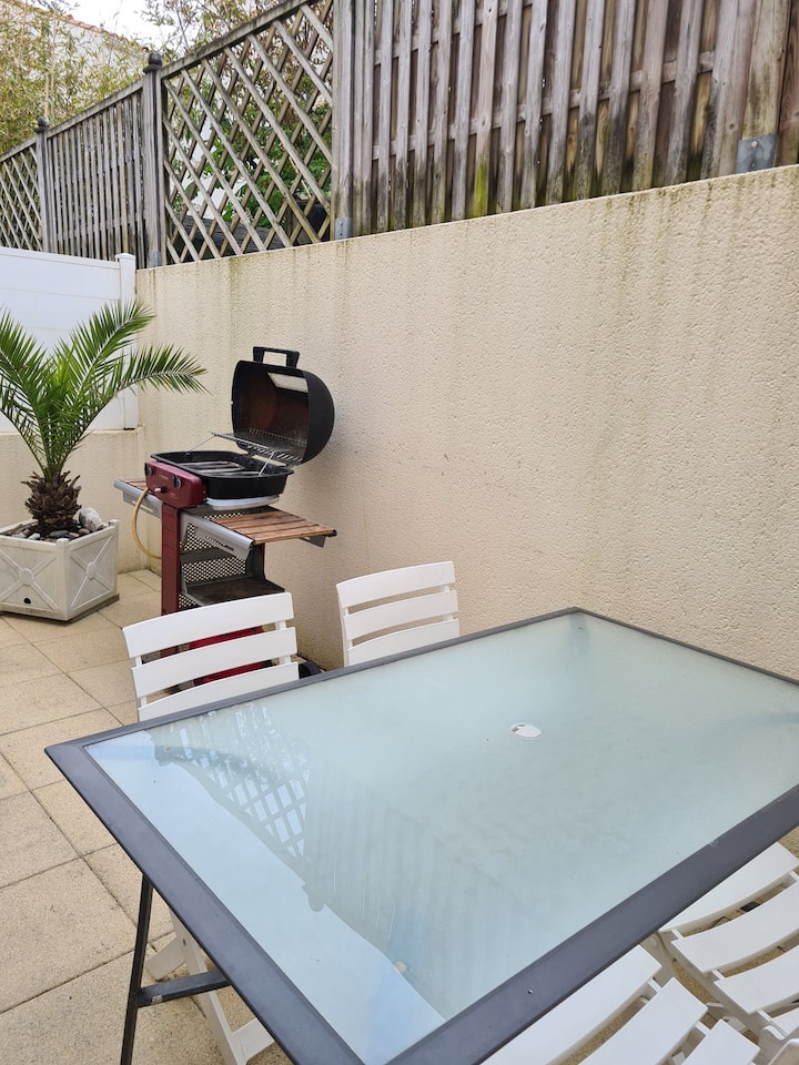 Appartement Rez De Chaussée 150 Mètres De La Mer - Les Sables-d'Olonne