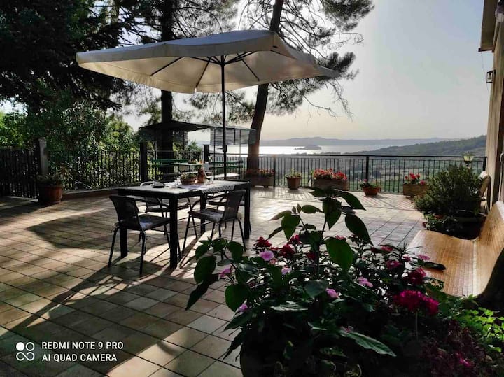 Villa Bellavista Sul Lago Di Bolsena - Italy