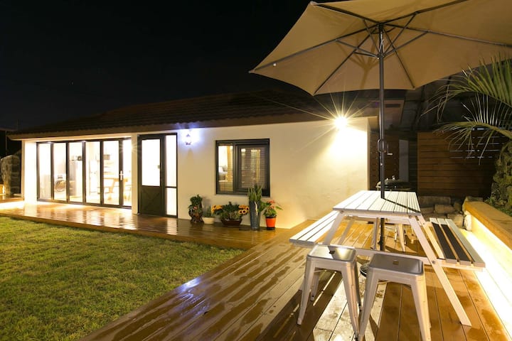 Private Rental House, Withus-b Type - Jeju