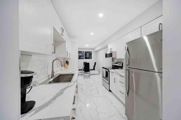 D1 Newly Renovated Suite Close To Falls! Canada - Niagara Falls