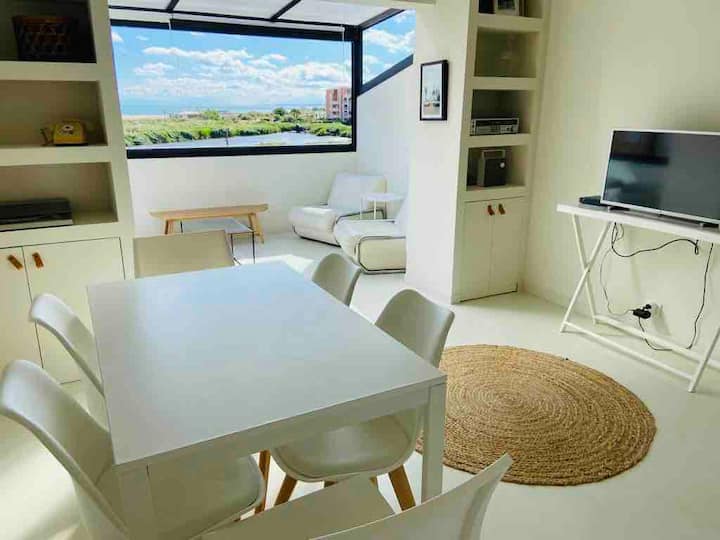 Cap D Agde - Les Pieds
Dans L'eau Belle Vue Mer - Agde