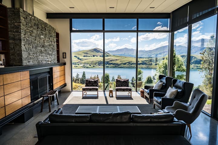 Breathtaking Views Over Lake Hayes - Arrowtown