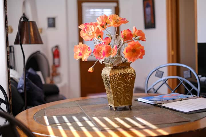 Casita E, Casas De Guadalupe, 2 Story With Balcony - Santa Fe, NM