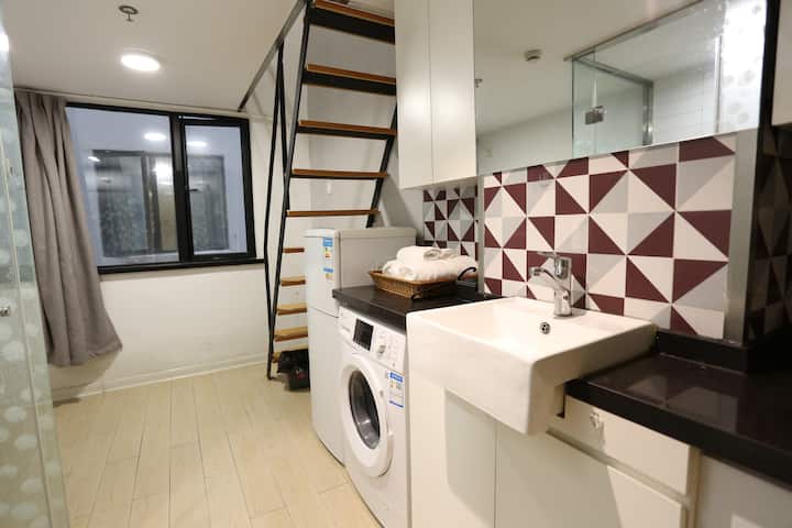 Fresh And Comfortable European Apartment - Montbrison