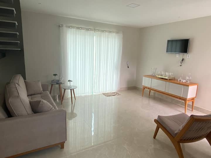 Casa Tríplex Em Iriri - Itaoca