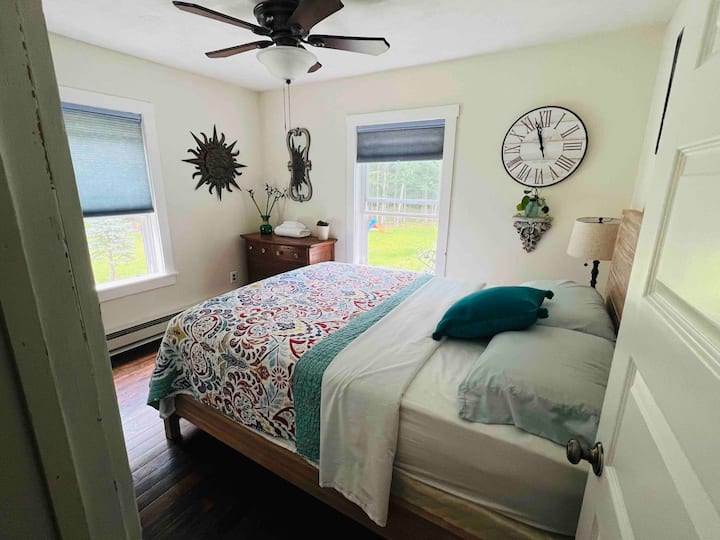 “Simple Man” Room Lakes Region! - New Hampshire (State)