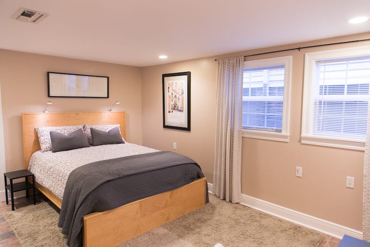 Clean & Cozy Garden Hideaway! - New Orleans, LA