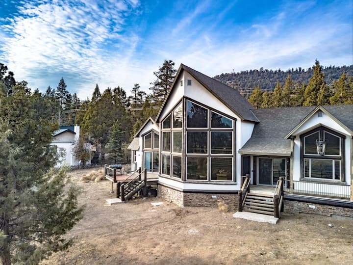 Lakefront, Hot Tub, Theater, Ping Pong. - Big Bear Lake, CA