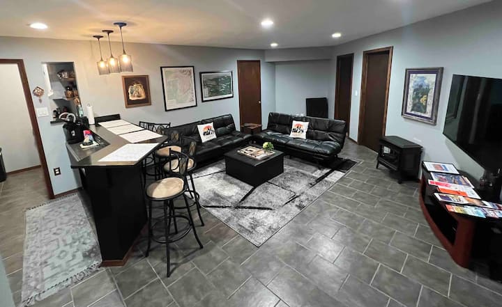 Bear Creek Private Suite - Manitou Springs, CO
