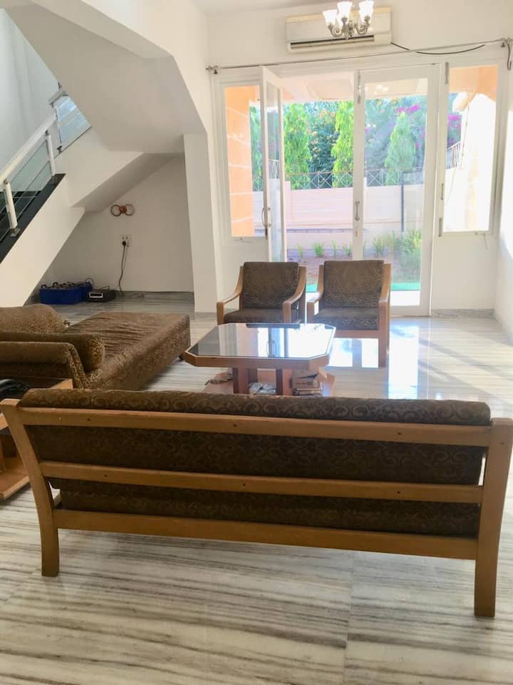 Thane (Mumbai)
 Bungalow Holiday/vacation Home - Thane