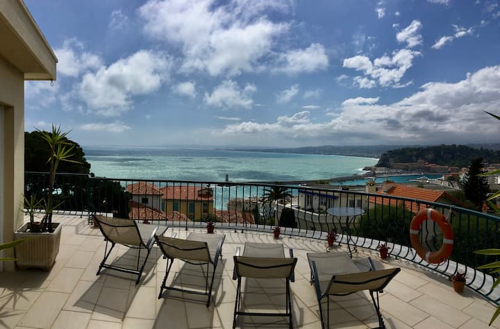 Appartement Villa Avec Vue Stupéfiante Mer Et Port - Nice