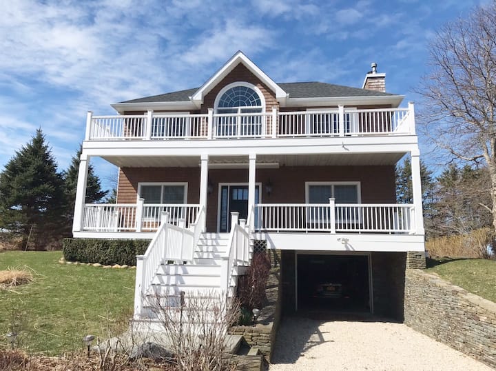 Montauk Beach House On Montauk Downs Golf Course - Montauk, NY