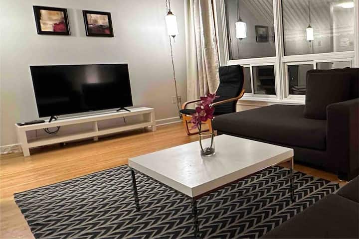 Quiet Lovely 3 Bedroom House With Amazing Backyard - Vaughan