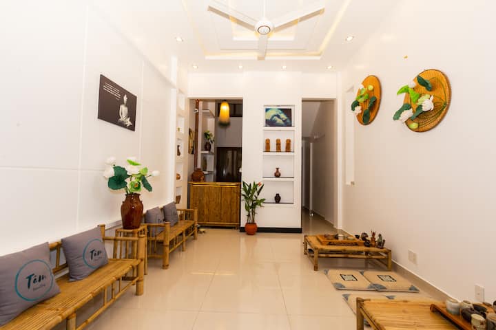 Tam Homestay - "Tam Tu Room" W/ Air Conditioner - Hue