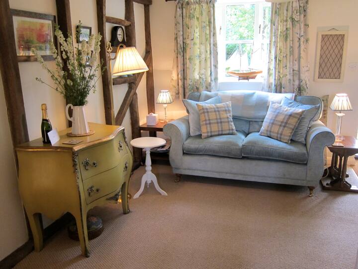 Harness Cottage - Stowmarket