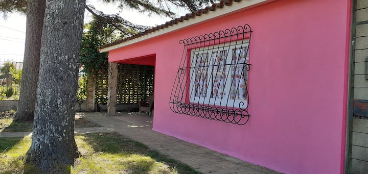 Casa Amplia, Cómoda Y En Una Excelente Ubicación. - Atlántida