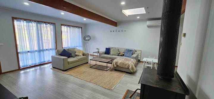 Portarlington Getaway Beach Views&family Friendly - Portarlington, Australia