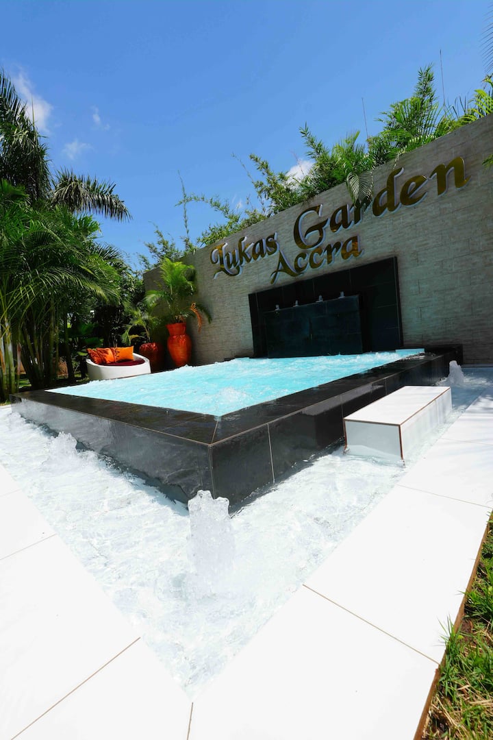 Lukas Garden Accra - Pool,jacuzzi, Gym & Breakfast - Ghana