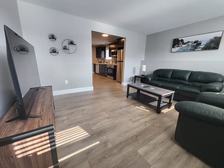 Executive & Quiet 2 Bdrm In The Heart Of The City - Paradise