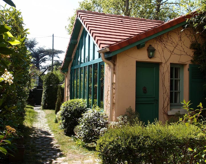 Le Vésinet-à Deux Pas De Paris -  Maison De Charme - Rueil-Malmaison