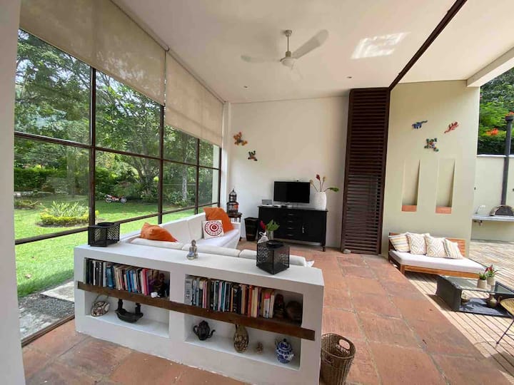 Moderna Y Privada Casa Campestre - Villeta