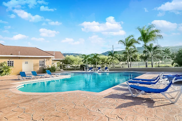 ★New! Modern & Luxurious Suite✔king Bed✔pool✔gym★ - Jamaika