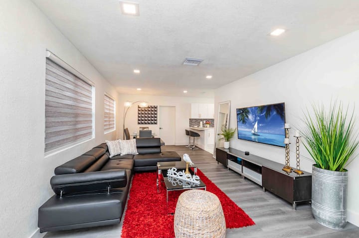 New Gorgeous & Modern ⭐️⭐️⭐️⭐️⭐️ Wynwood/airport/beach - Miami, FL