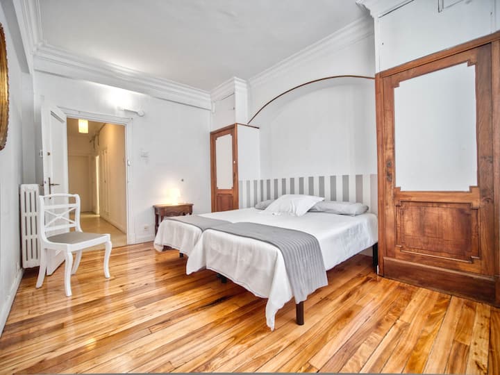 Bonito Apartamento En El Centro - San Sebastián