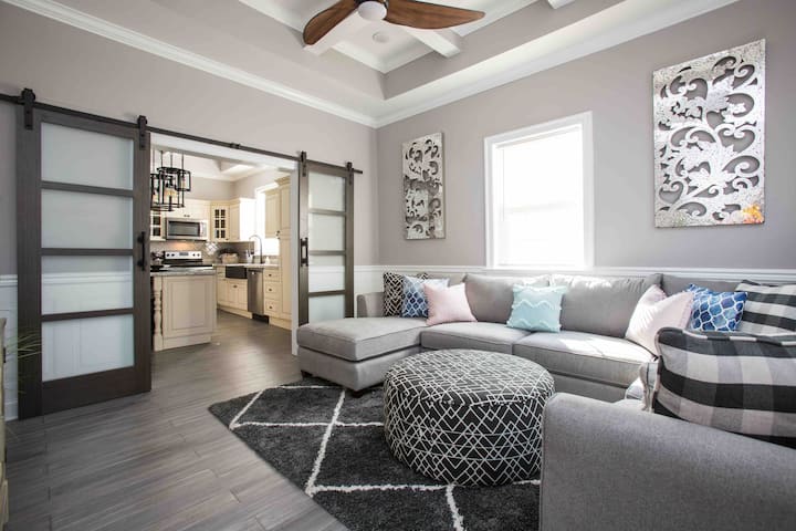 Beautiful City View Gem Of Nola, Vacation Luxury! - Metairie, LA