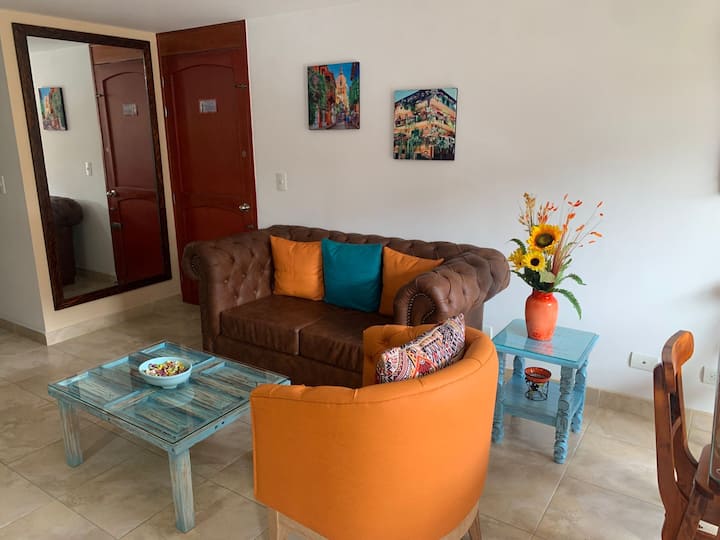 Hermoso, Grande, Decorado Apartamento  Piso2 - Sabaneta