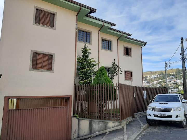 Apartamento Central Em Poços De Caldas-mg - Poços de Caldas