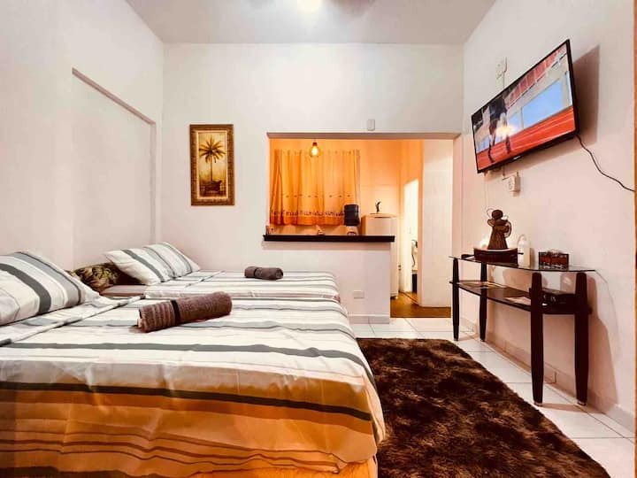 Casa 1 Quadra Da Praia Gonzaguinha Perto De Tudo! - Santos