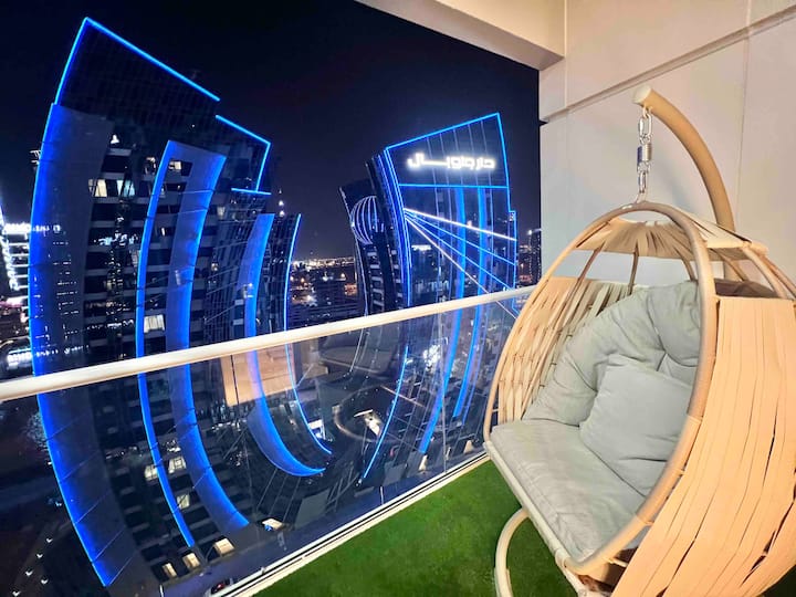 Cozy Apartment In Business Bay With Balcony & View - Dubái
