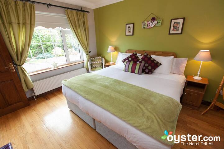 Maggie O's Heart Of Killarney/ensuite Bedroom  #1 - County Kerry