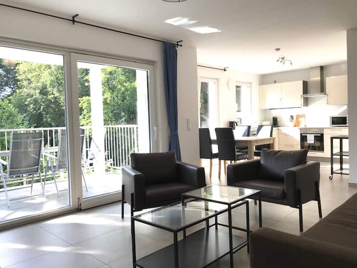 Lichtdurchflutet Mit Platz + Alles Auf Einer Ebene - Wiesbaden