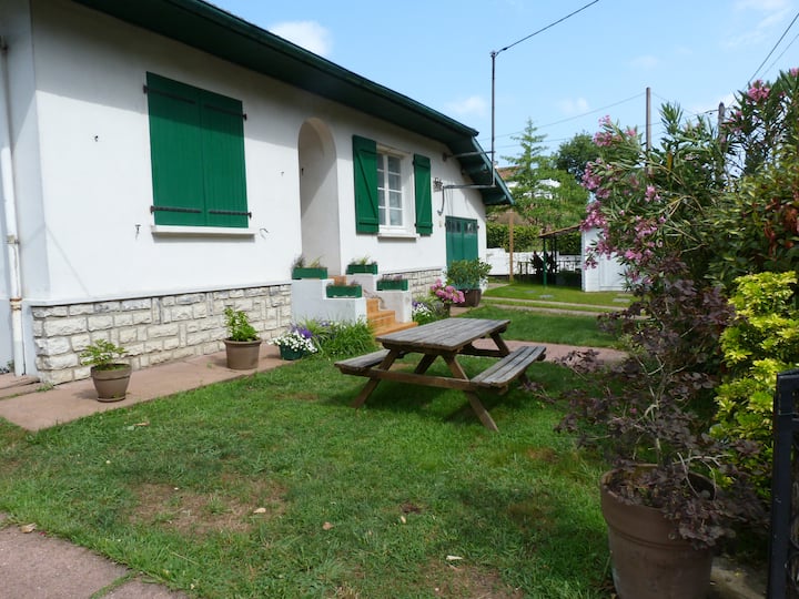 Studio Agréable Et Fonctionnel - Anglet