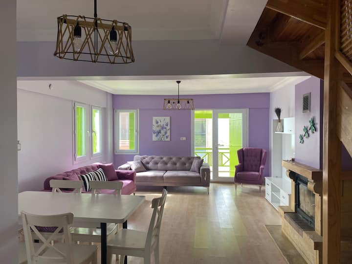 Cunda Lale Adası Bahçeli, şöMineli,3+1 Müstakil Ev - Ayvalık