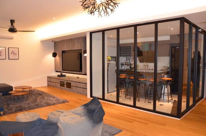 13pax 5 Room Unique Luxury Homestay 13房客独一无二豪华度假公寓 - Malacca