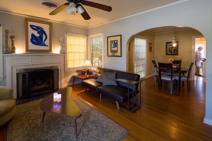 Private Home | 2 Br | Vintage Charm | Fenced Yard - Dallas