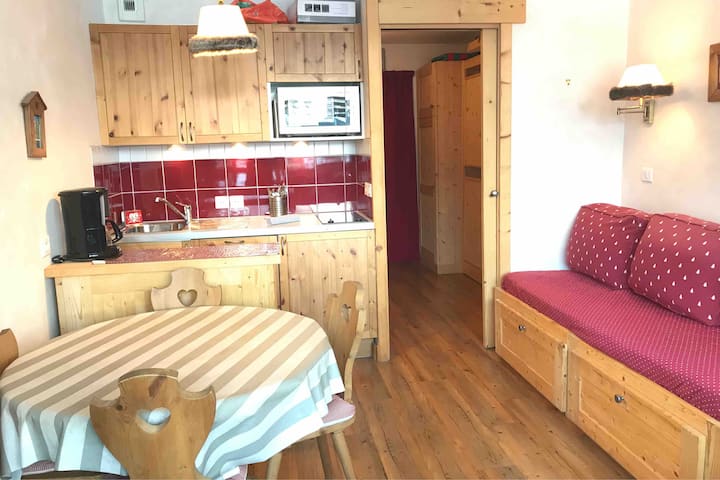 Tignes: Bel Appartement Au Pied Des Pistes Pour 4p - Val-d'Isère