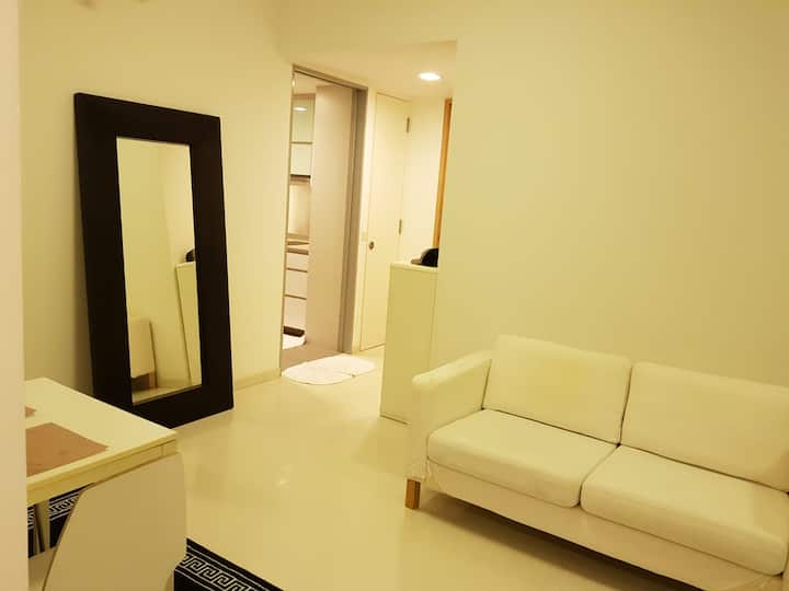 Cozy Apt 2br Near The Mall And East Coast Beach - Serangoon