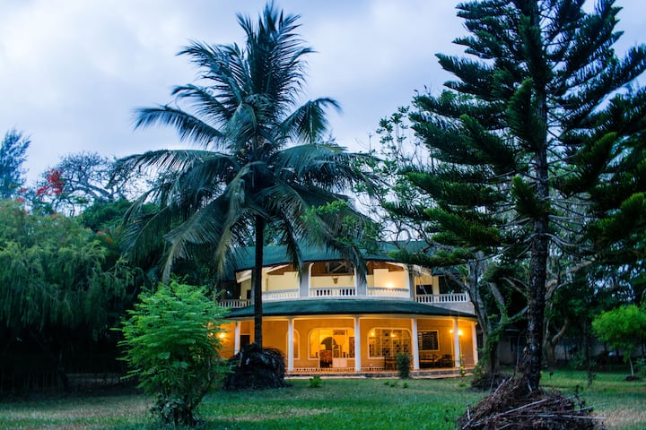 Kijani Luxury Villa - Diani Beach