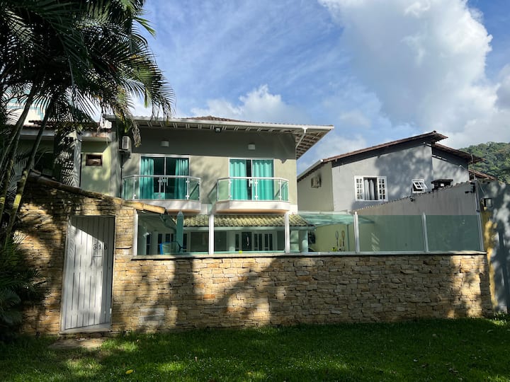 Angra Dos Reis, Casa Suítes Beira Rio - Ilha Grande