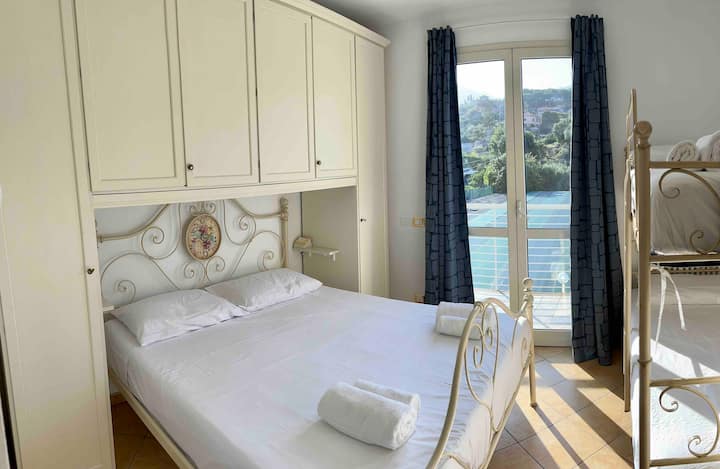 Casa Anselmo
Intero Appartamento A 200m Dal Mare - Pietra Ligure