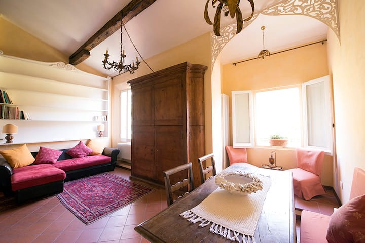 Charming Rooftop Flat Overlooking The Park - Bologne