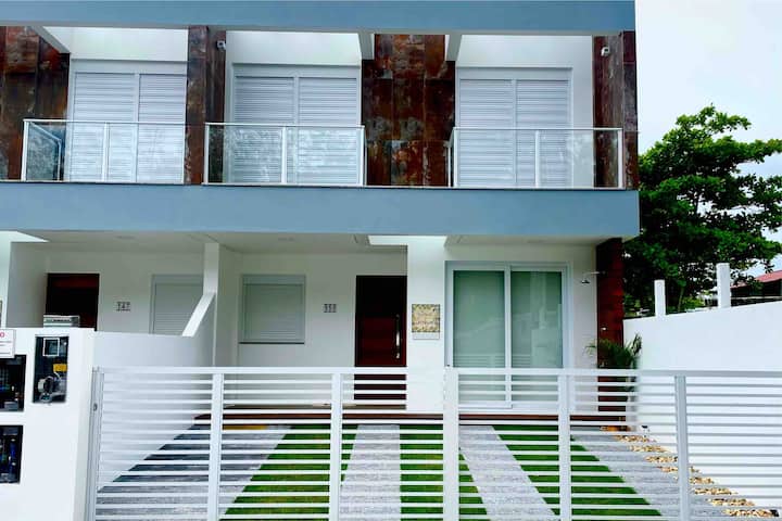 Casa Sardegna -Excelente  Padrão - Garopaba