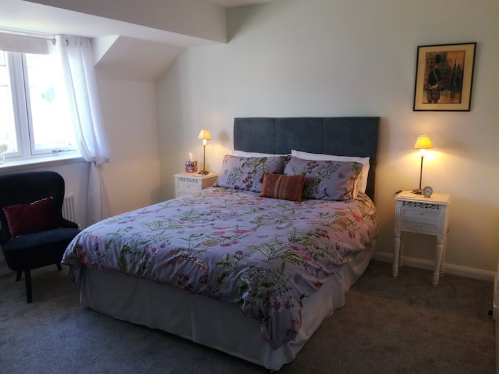 King Sized Room With Private Facilities, Breakfast - East Lothian