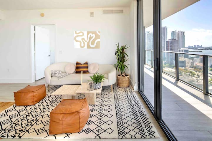 Midtown-2br/2ba Luxury Condo - Must See! - Miami