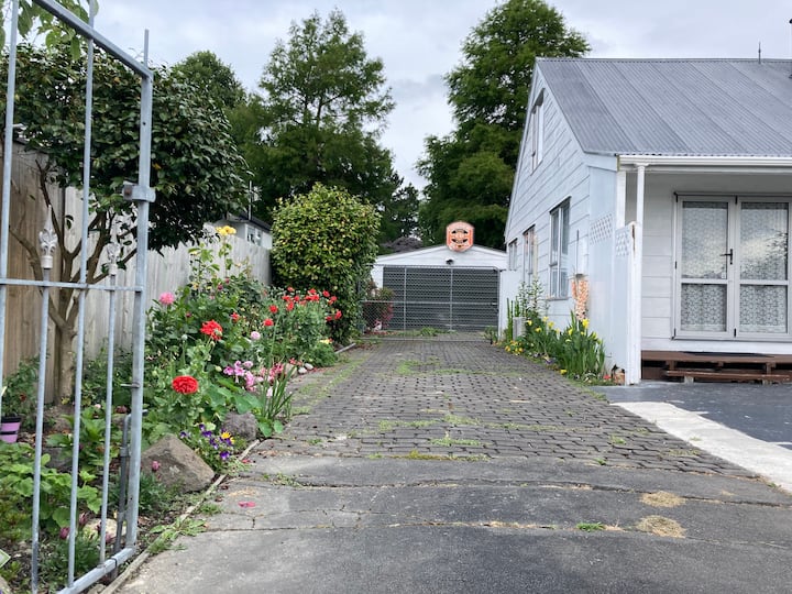 Warm House In South Island - Christchurch