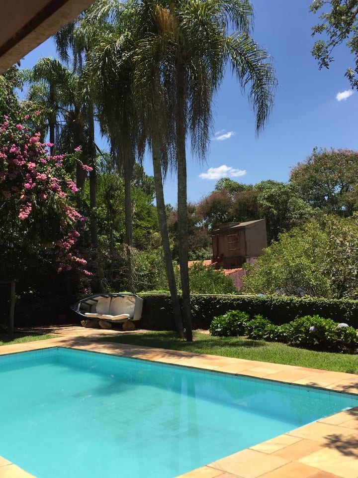 Linda Casa De Campo Rodeada Pela Natureza. - Ibiúna